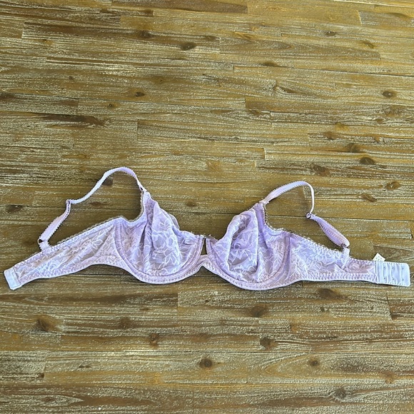 B. Tempt’D | Intimates & Sleepwear | B Tempted 34dd Bra | Poshmark